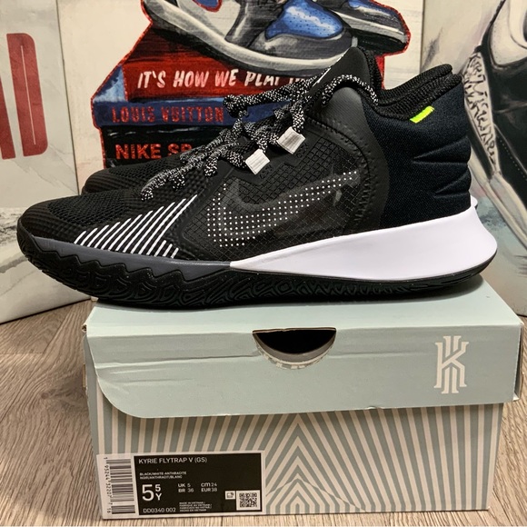 Shoes | New Nike Kyrie Flytrap 5 V Shoes Black 6y75w Basketball Shoes ...